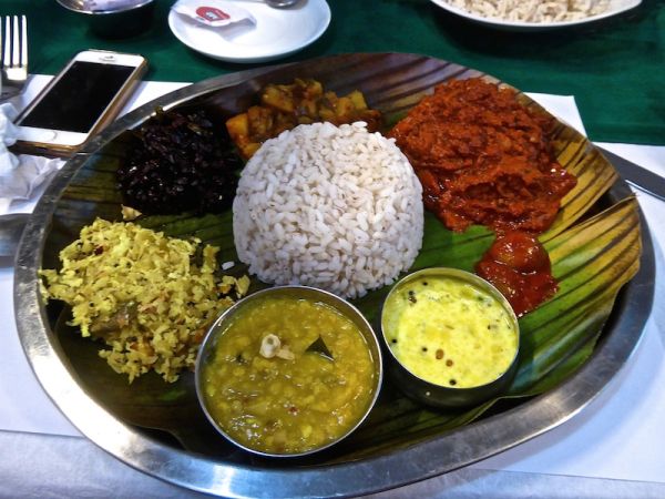 Best foods and drinks to try in India - Nomadic Boys