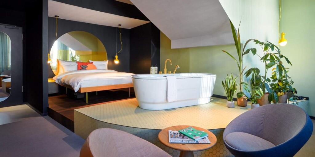Gay Cologne: guide to the best bars, clubs, hotels and more • Nomadic Boys