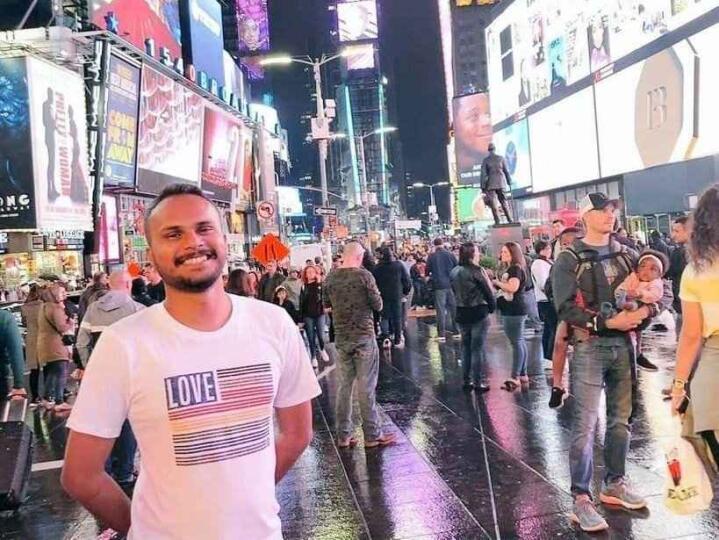 Gay Pakistani boy Salman tells us about gay life in Pakistan • Nomadic Boys