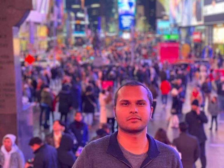 Gay Pakistani boy Salman tells us about gay life in Pakistan • Nomadic Boys