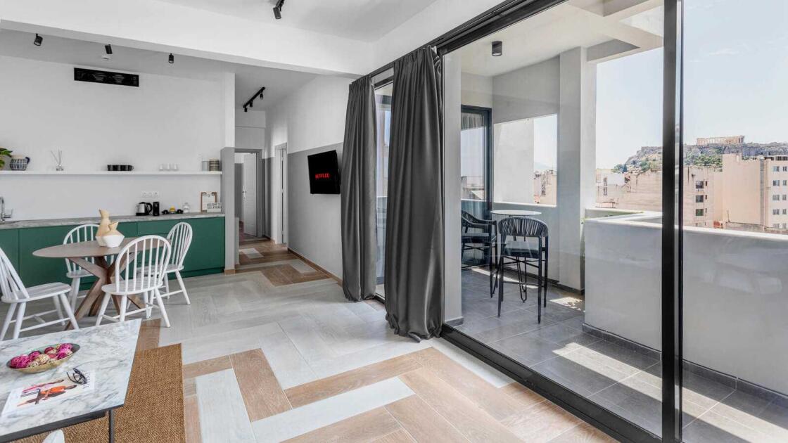 Gay Athens: our complete travel guide for LGBTQ travelers • Nomadic Boys